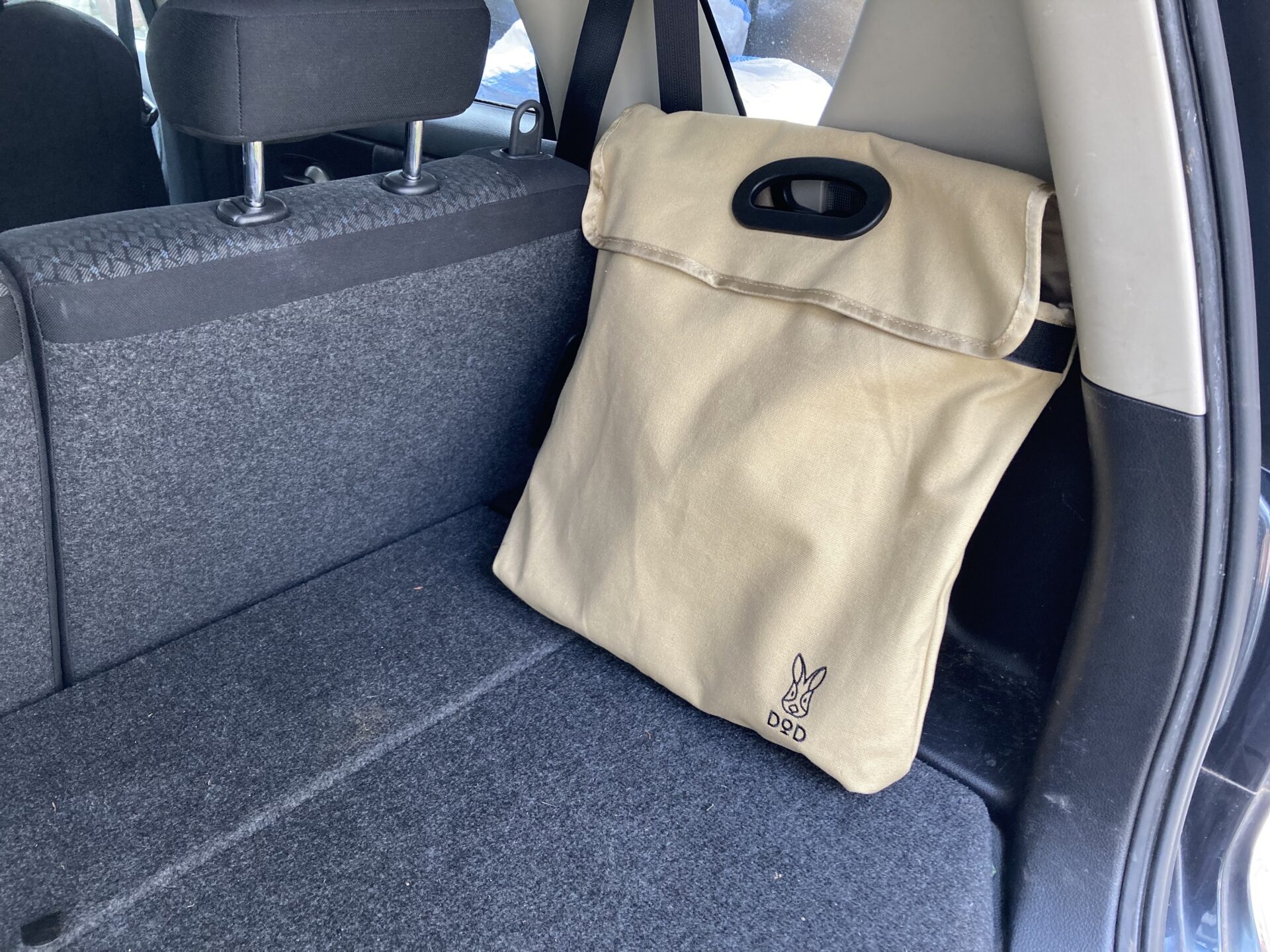 【レビュー】DesertFox アウトドアチェア（2way）は初心者にぴったりなコスパ最強チェアだった！ | モス子Blog